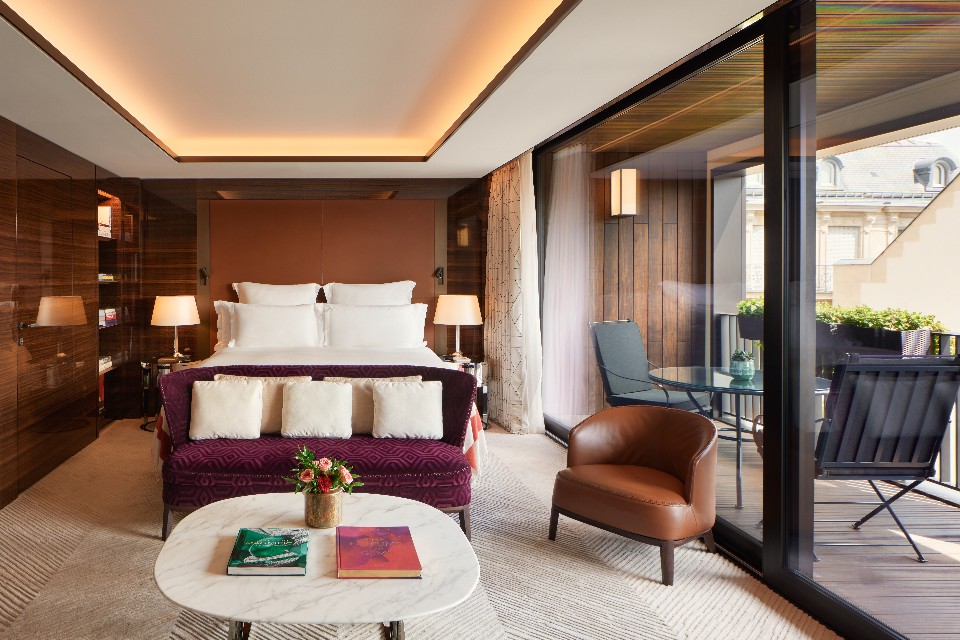 Executive Rooms Terrace in Paris | Bvlgari Hotel Paris | Bvlgari Hotels ...