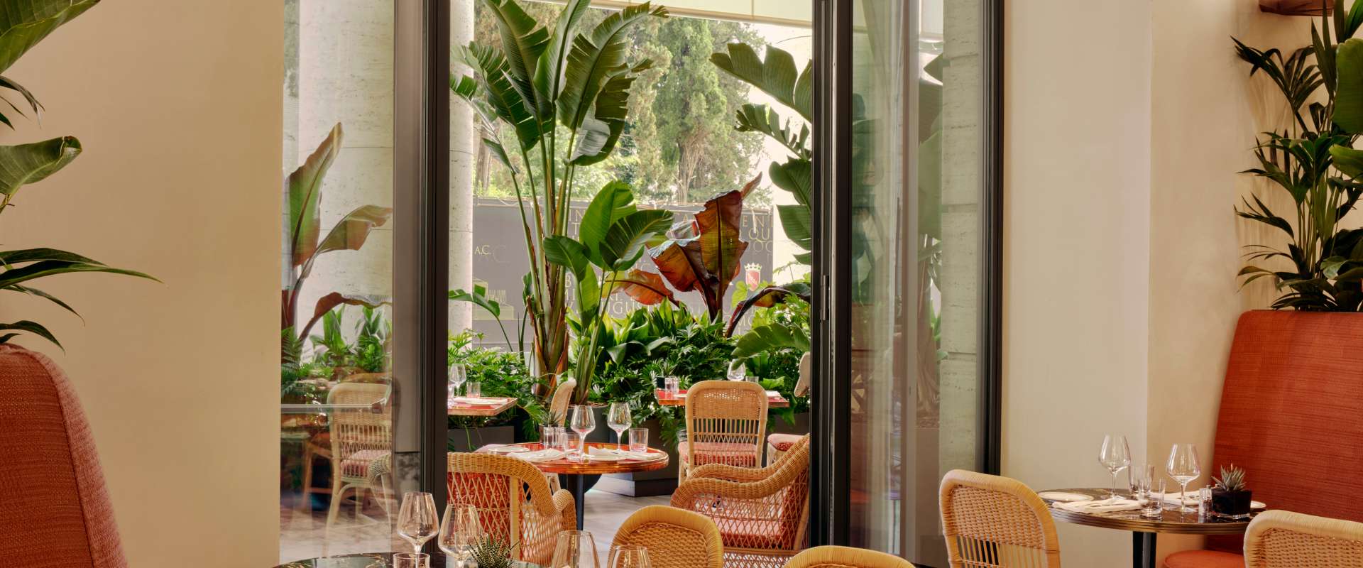 Upscale Caffè in Rome | Bvlgari Hotel Roma