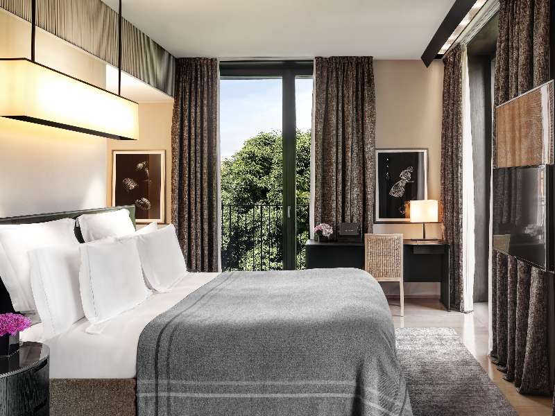 Luxury Hotel Superior Rooms Milan Italy | Bvlgari Hotel Milano