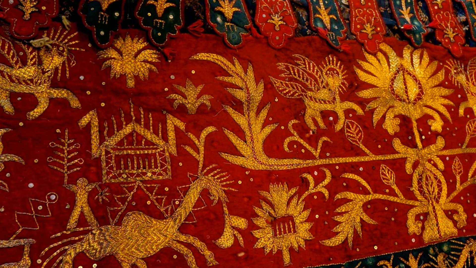 Ikat Gallery: antiques and high craftsmanship on Bali Island | Bvlgari ...