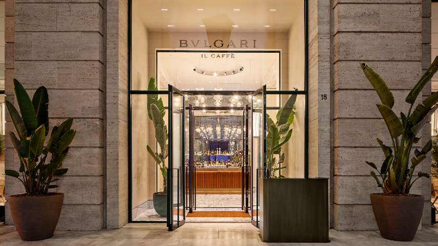 Upscale Caffè in Rome | Bvlgari Hotel Roma